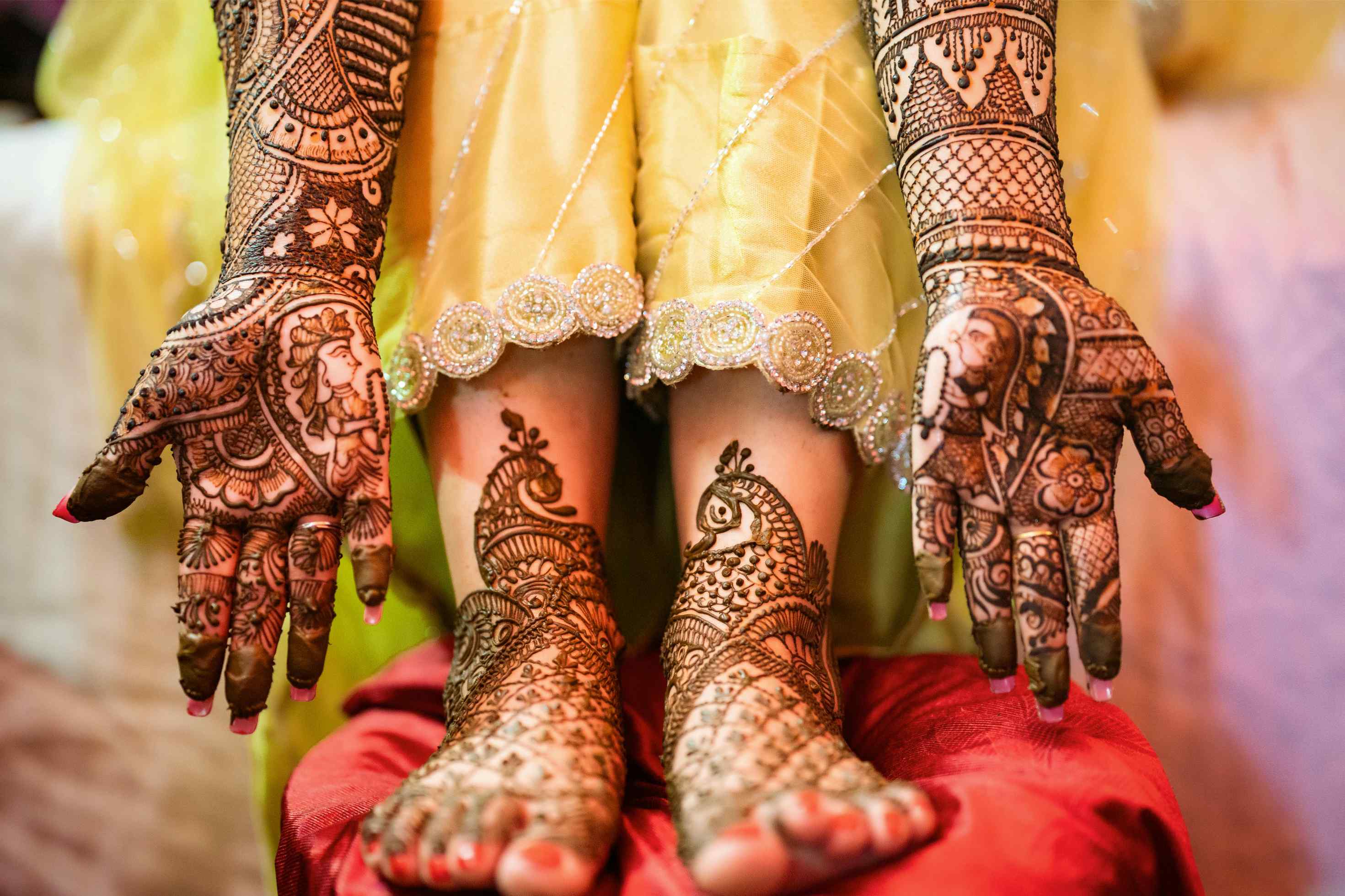 Mehndi Design Trends 2026: Bridal & Minimal Styles Guide | Happiffie